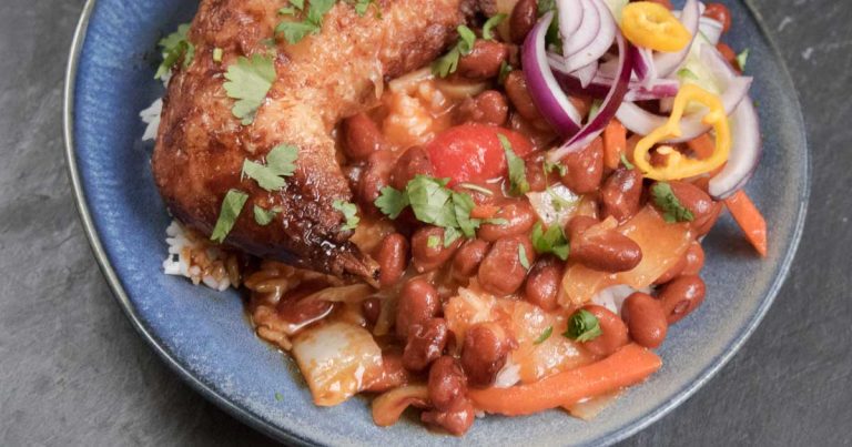 bruine-bonen-met-rijst - CookingToday